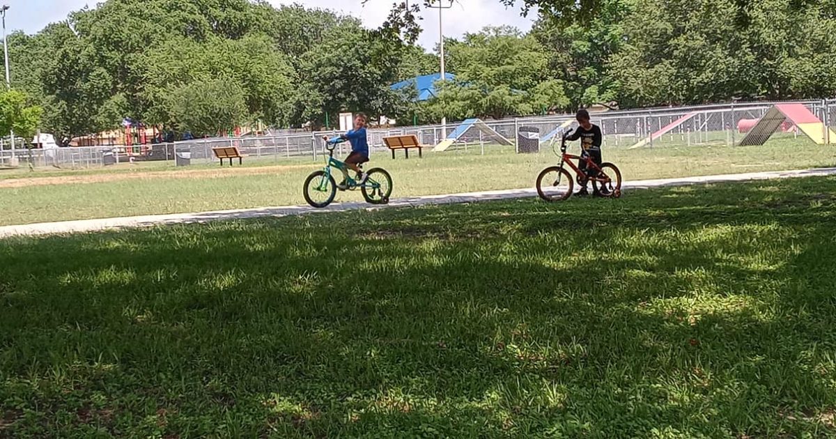 Lindale Park | Visit Galveston