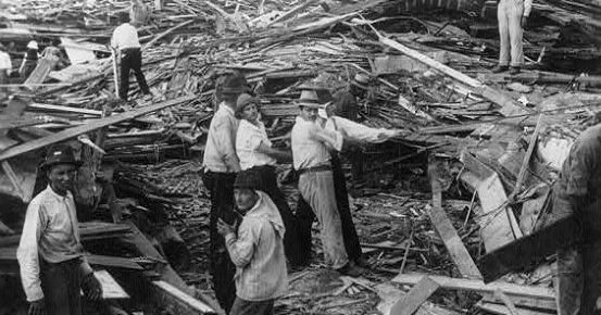 The Historic District Great Storm Walking Tour | Visit Galveston